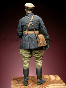 35039 WW2 Russian Tank Commander